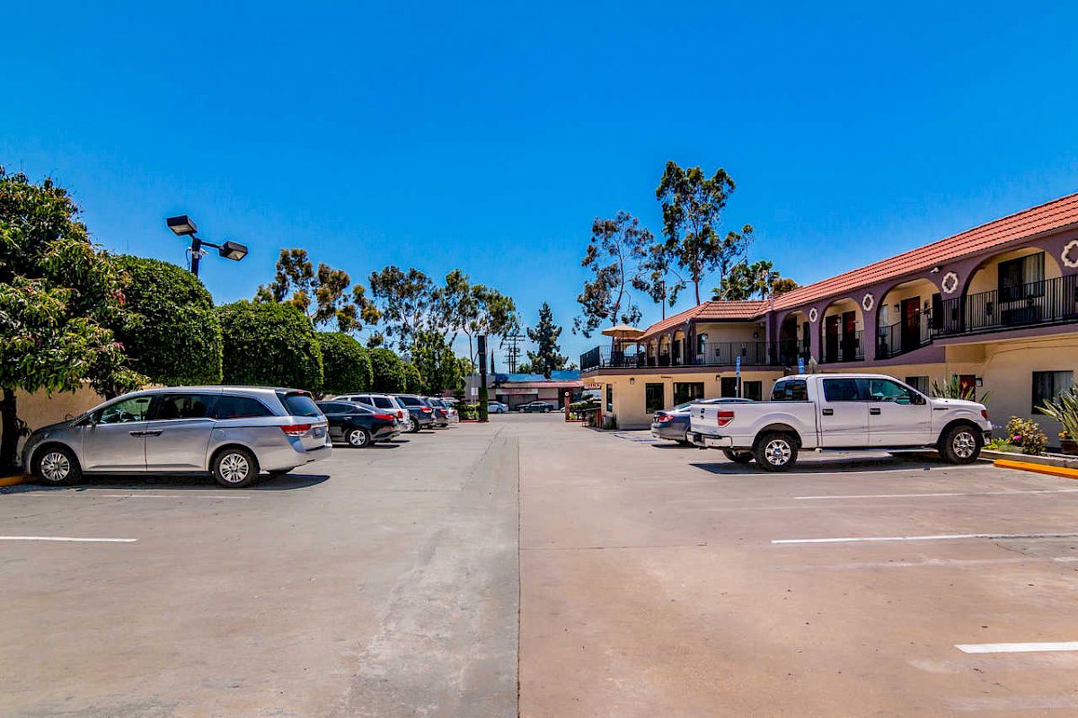 Specials and Deals for AAA, AARP Members, and Gov Employees